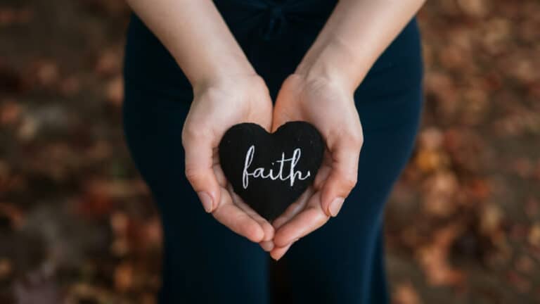 20 Inspiring Bible Verses About Love