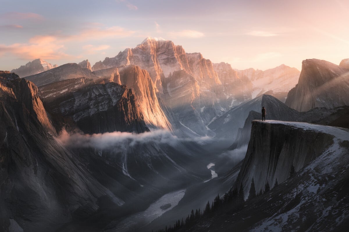 20 Bible Verses About Mountains: God’s Majesty & Strength